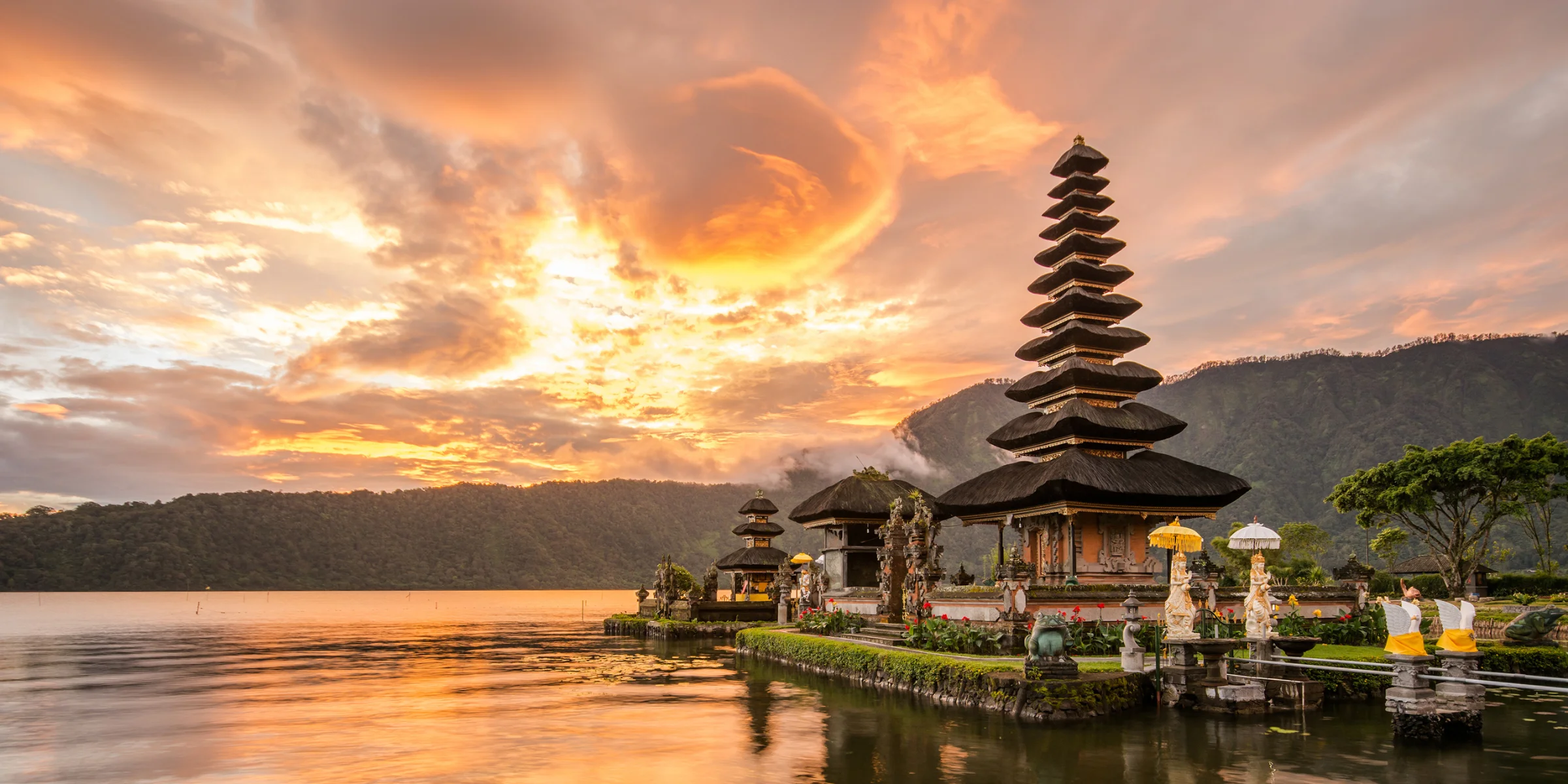 Indonesia 🇮🇩 | Travel Vaccines & Health Advice